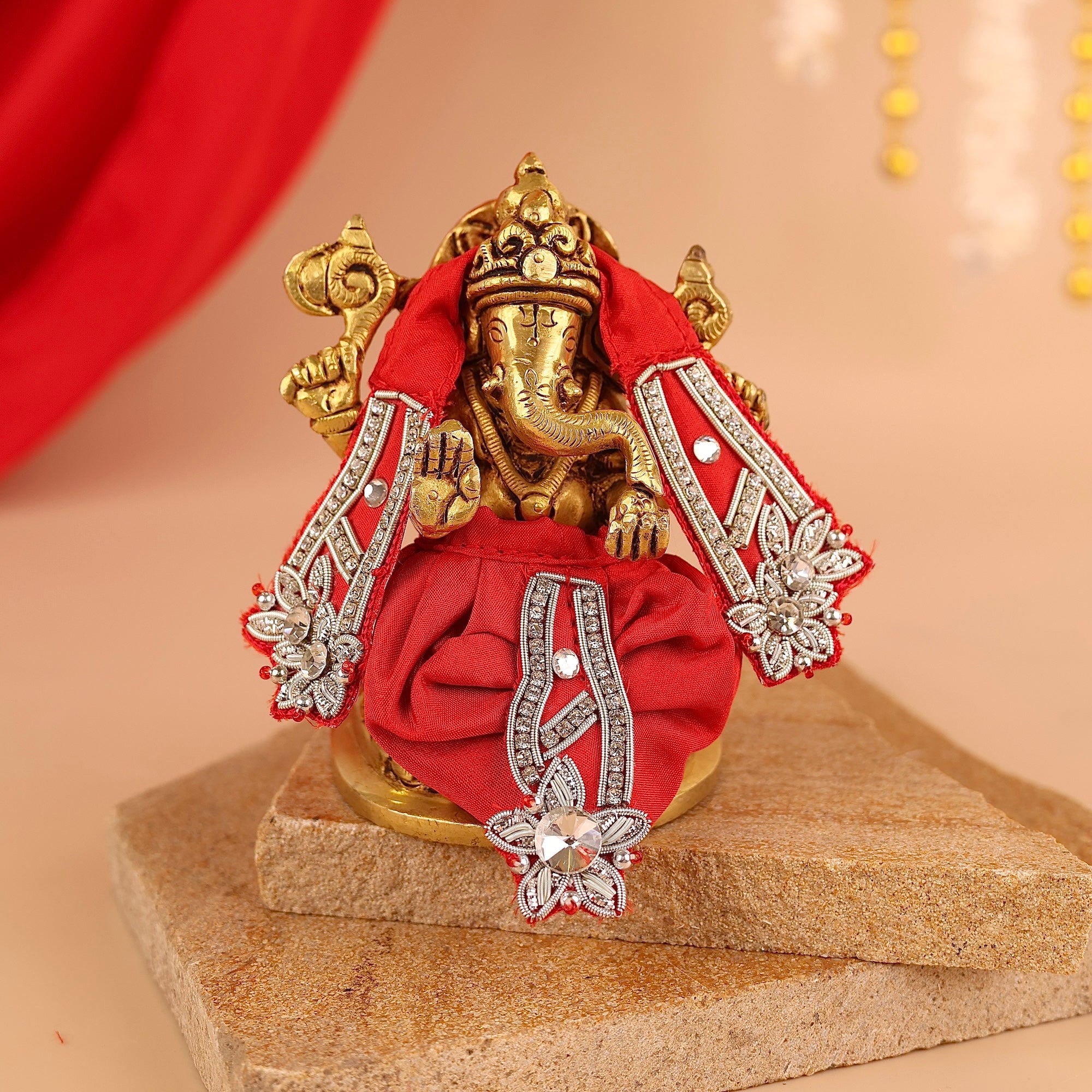 Red Dhoti Patka & Shringar Set – Devaya